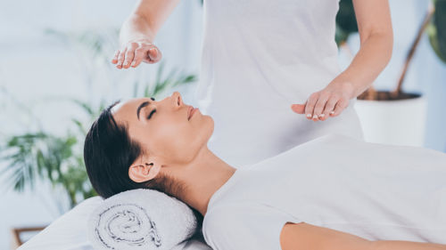 Alternative medicine: 3 complementary health therapies to try