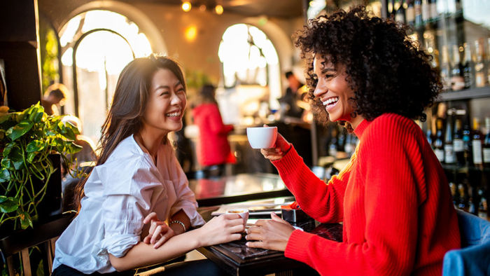 Adult friendship: How women can make new friends in adulthood