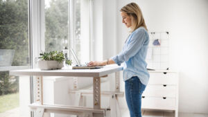 Standing desk mat: Essential support for prolonged standing - SHE DEFINED